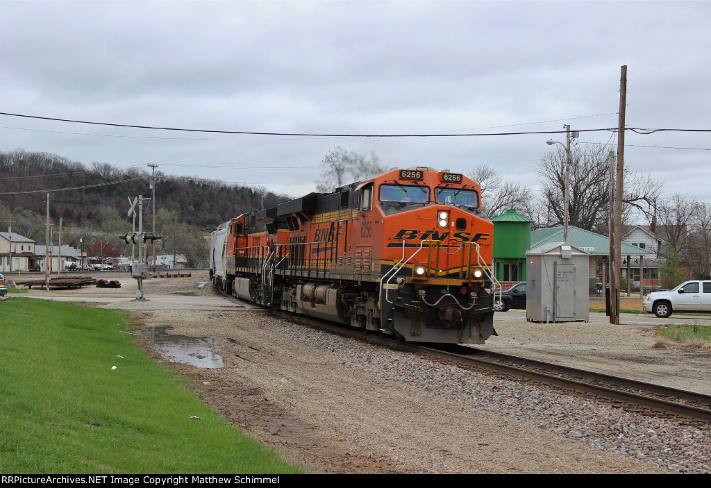 BNSF Sand Train West Bound